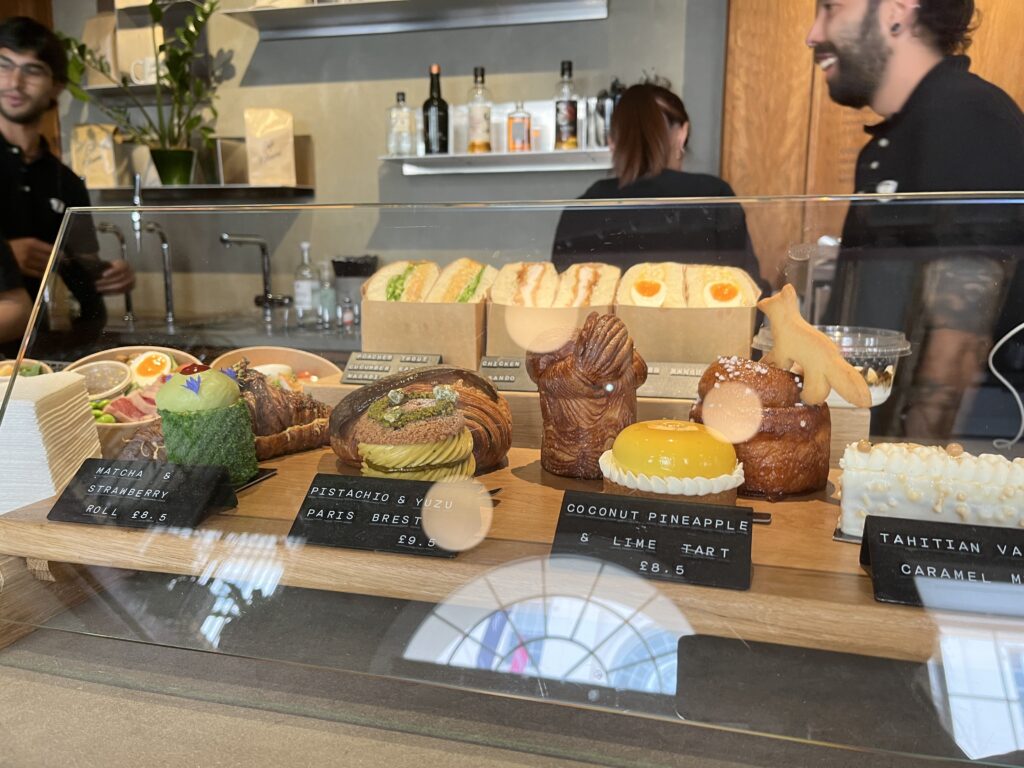 【ロンドンカフェ】Café Kitsuné London - Kumamin Blog in New York