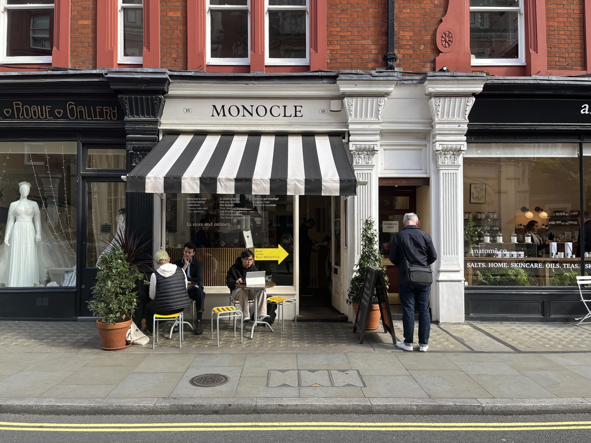 【ロンドンカフェ】メリルボーンで大人気 THE MONOCLE CAFE - Kumamin Blog in New York